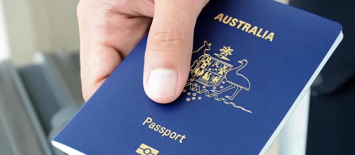 Mailed in passport applications (child renewals - PC8)